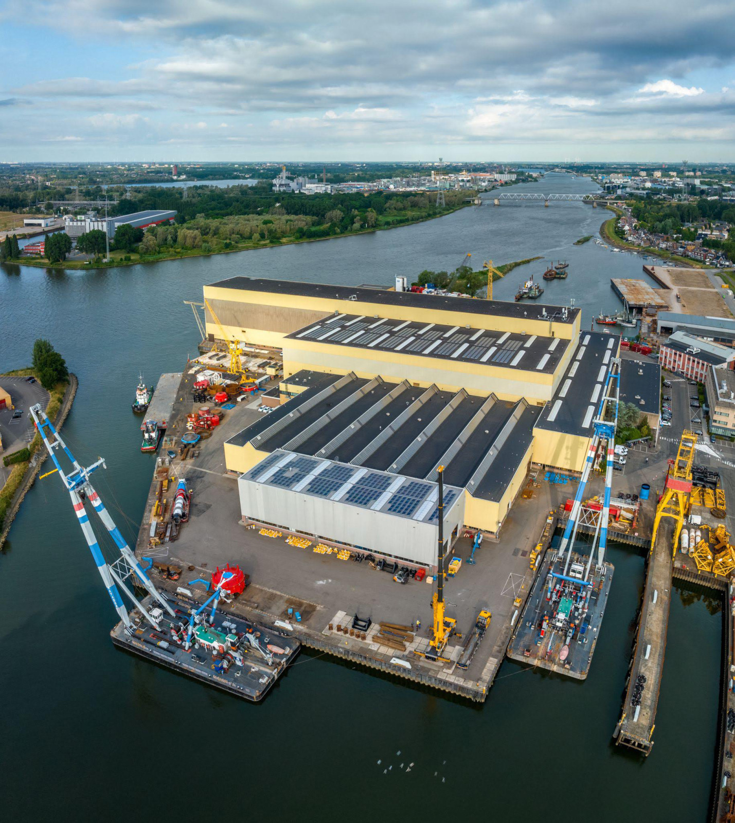 Bedrijfsbezoek IQIP Sliedrecht - Activiteiten - Geotechniek ...