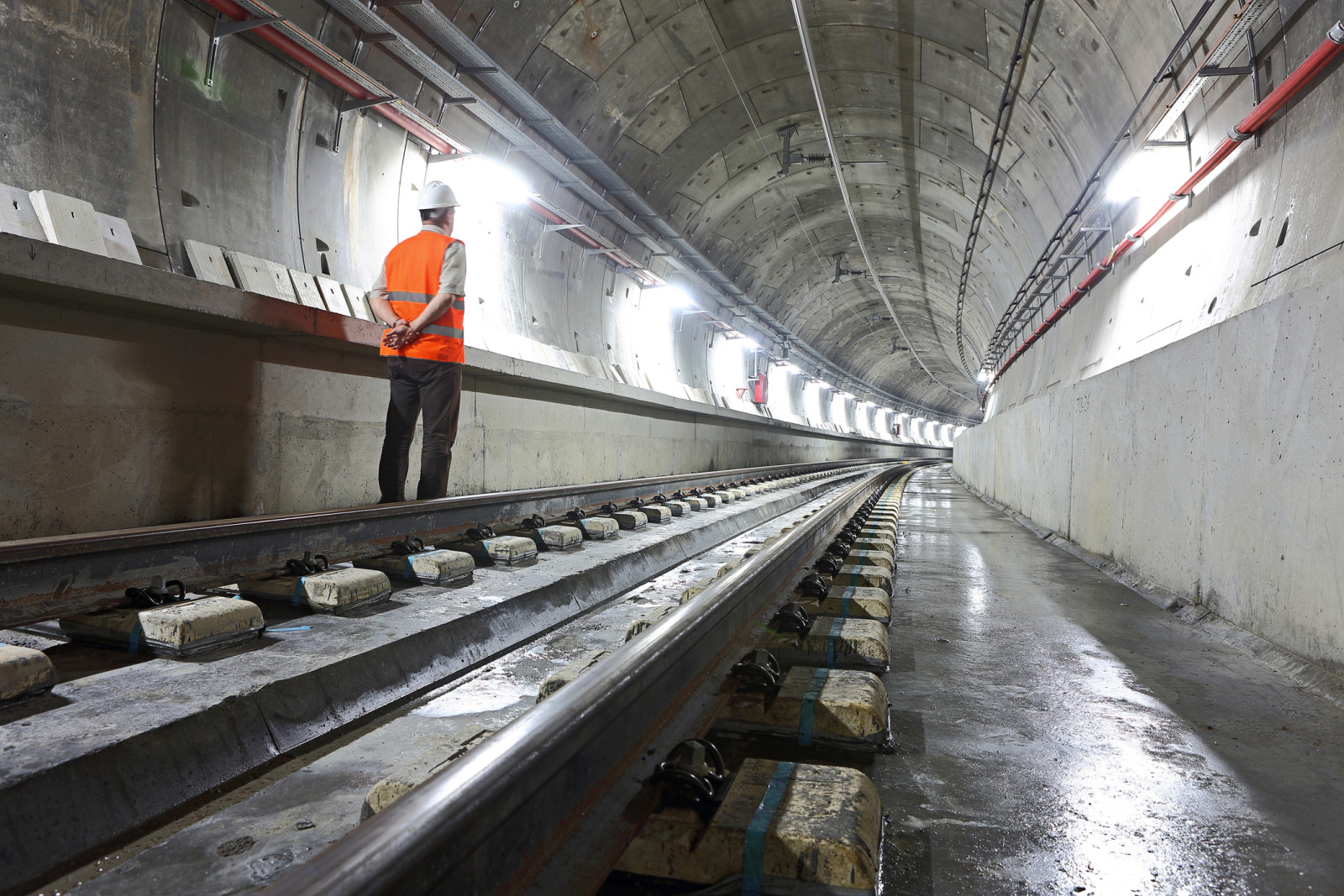 Tunnel Engineering and Underground Works - Specialist departments ...